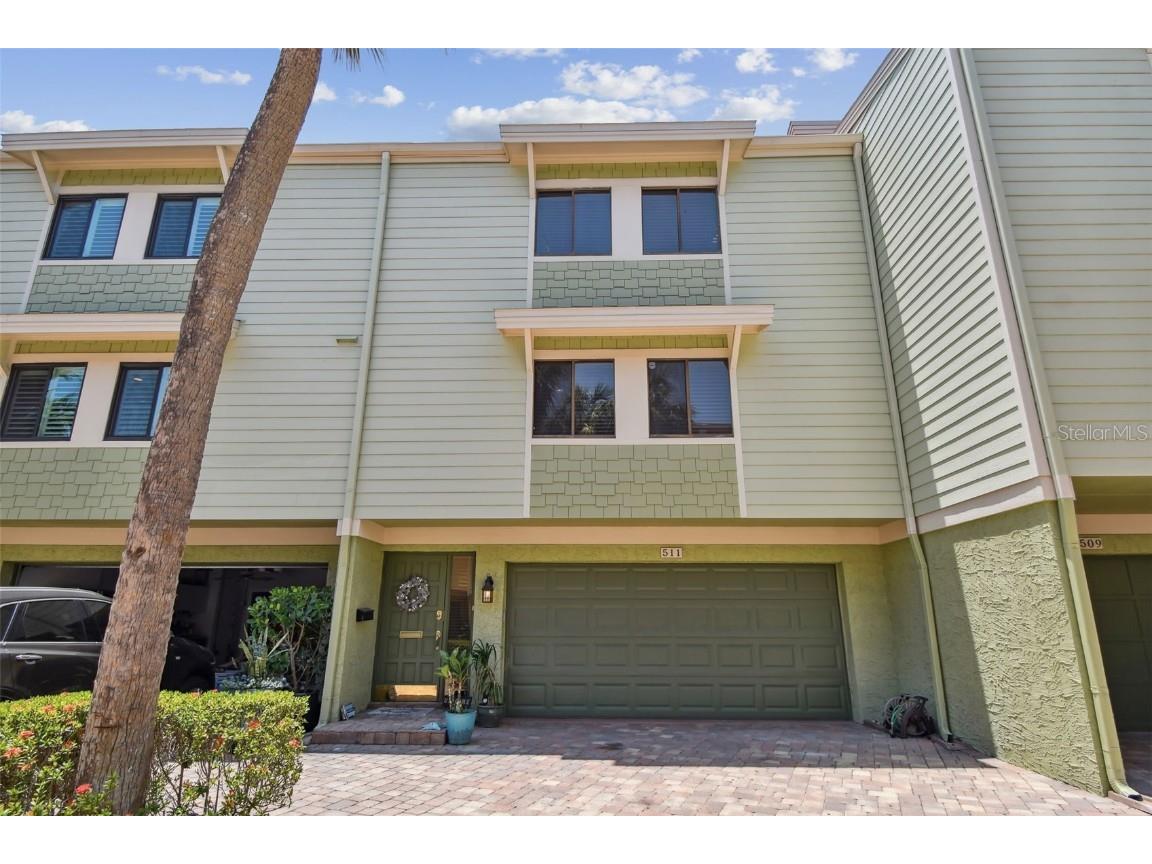 511 Sandy Hook Road, Treasure Island, FL, 33706 | MLS: TB8413605 ...