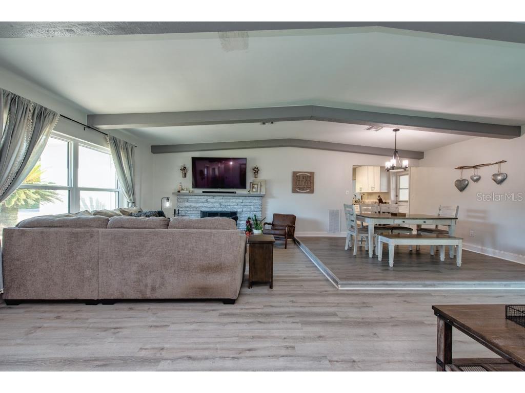 515 Dora Drive, Clearwater, FL, 33765 | MLS: TB8456459 | Edina Realty