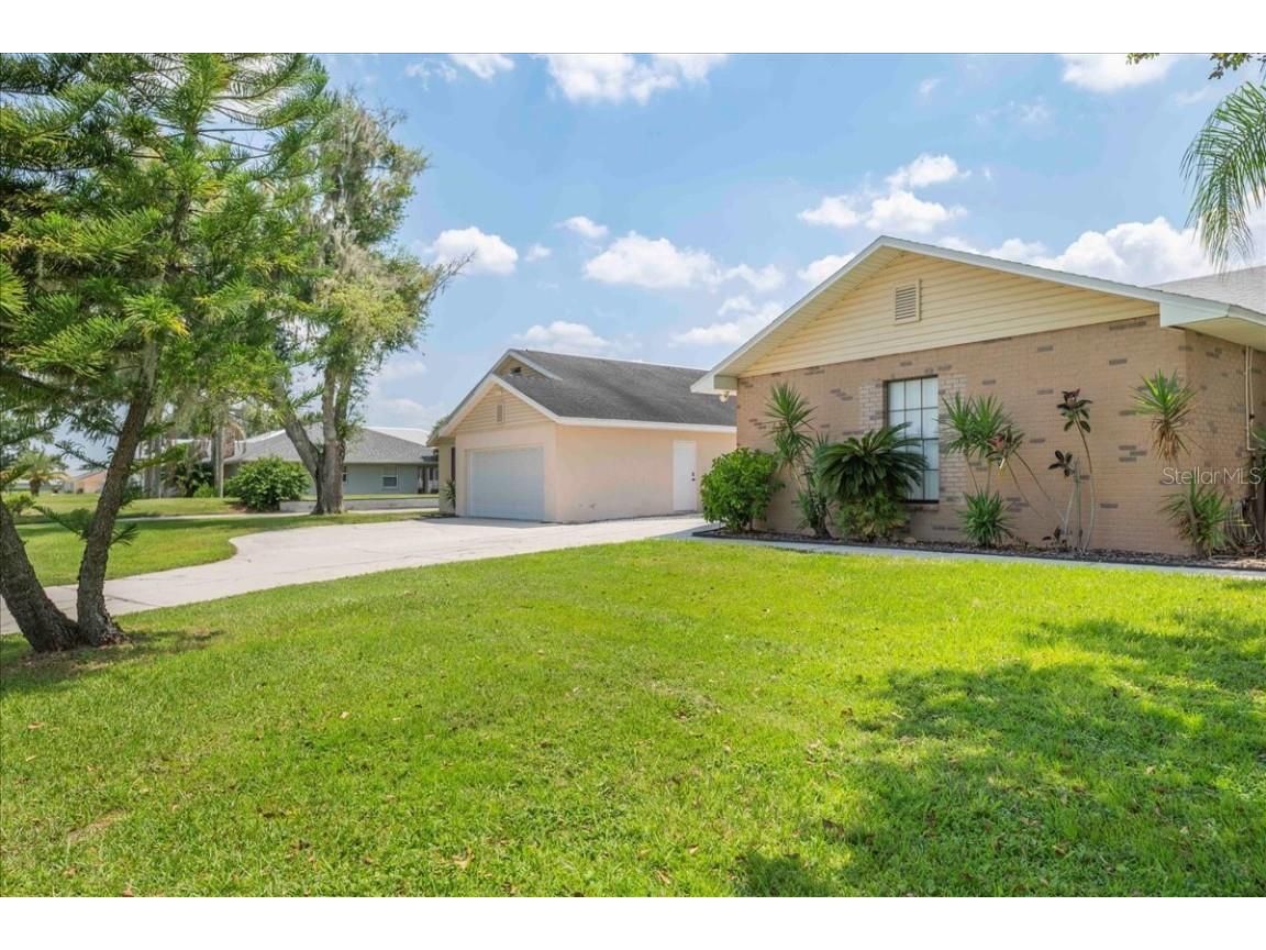 5150 Southwind Drive, Mulberry, FL, 33860 | MLS: L4946820 | Edina Realty