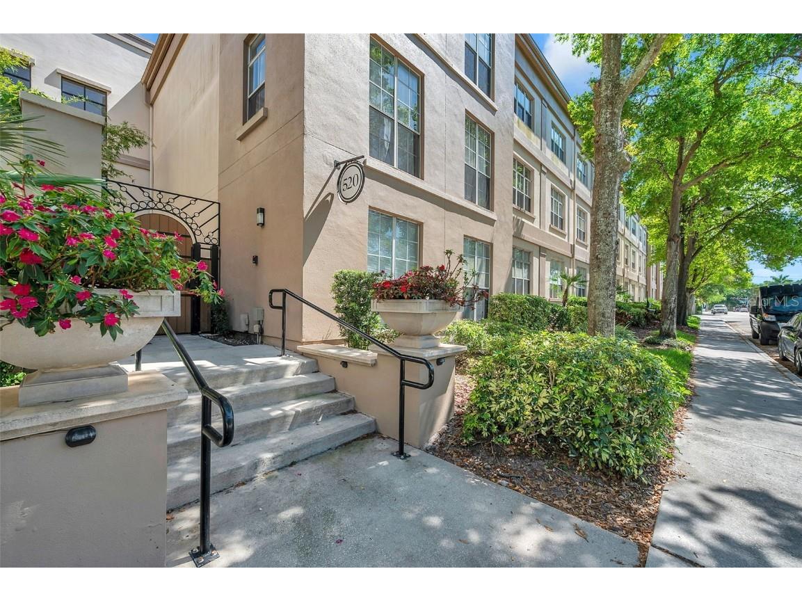 520 S Armenia Avenue #1233, Tampa, FL, 33609 | MLS: T3536645 | Edina Realty