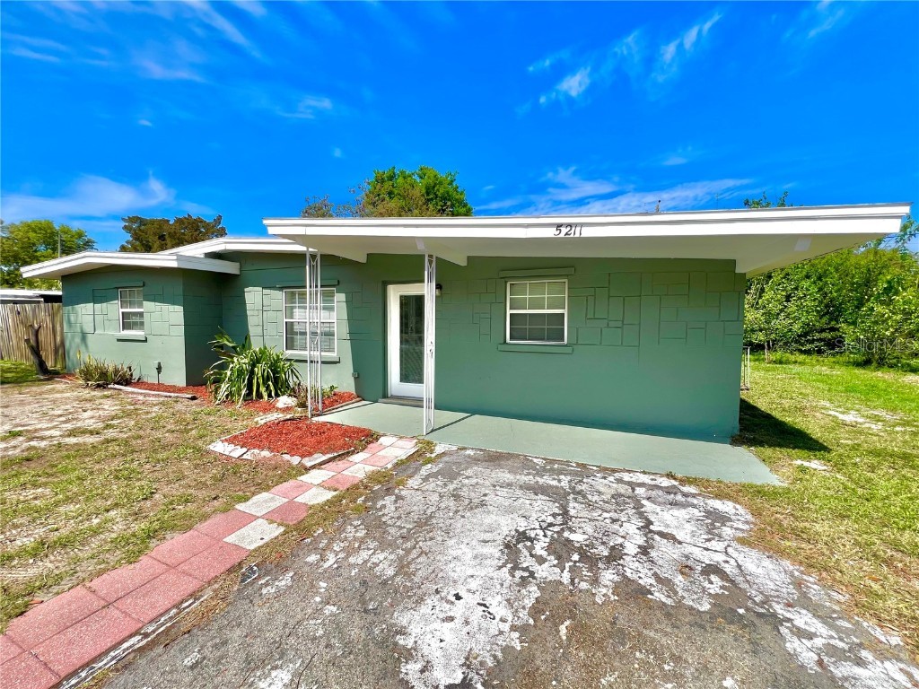 5211 Kapok Drive, New Port Richey, FL, 34652 | MLS: T3539194 | Edina Realty