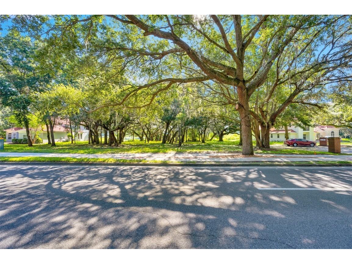 5232 Golf Links Boulevard, Zephyrhills, FL, 33541 | MLS: T3325531 ...
