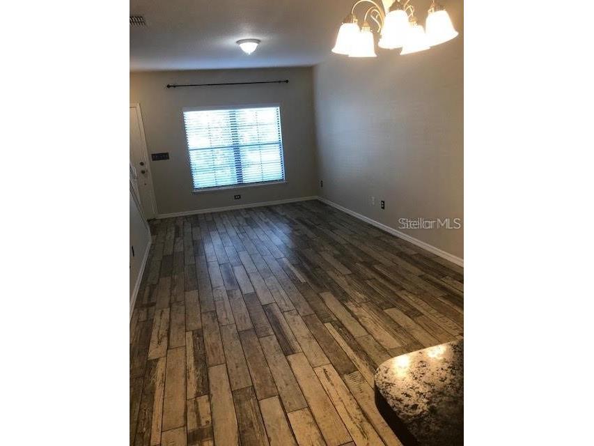 5251 Windsor Lake Circle, Sanford, FL, 32773 | MLS: O6213099 | Edina Realty