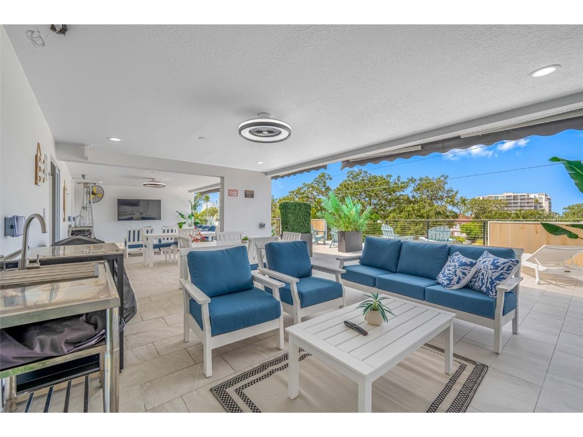 527 N Garden Avenue #UNIT SOUTH, Clearwater, FL, 33755 | MLS: TB8434437 ...