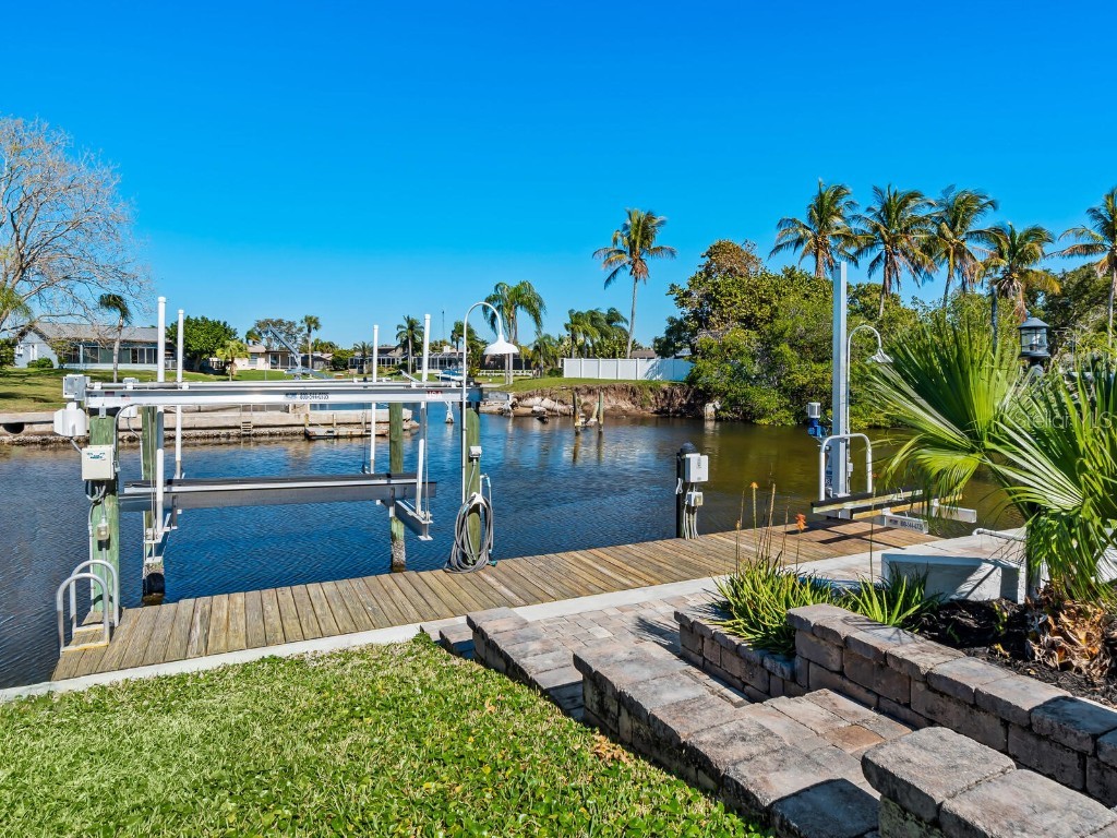 5303 Coral Boulevard, Bradenton, FL, 34210 | MLS: A4612973 | Edina Realty