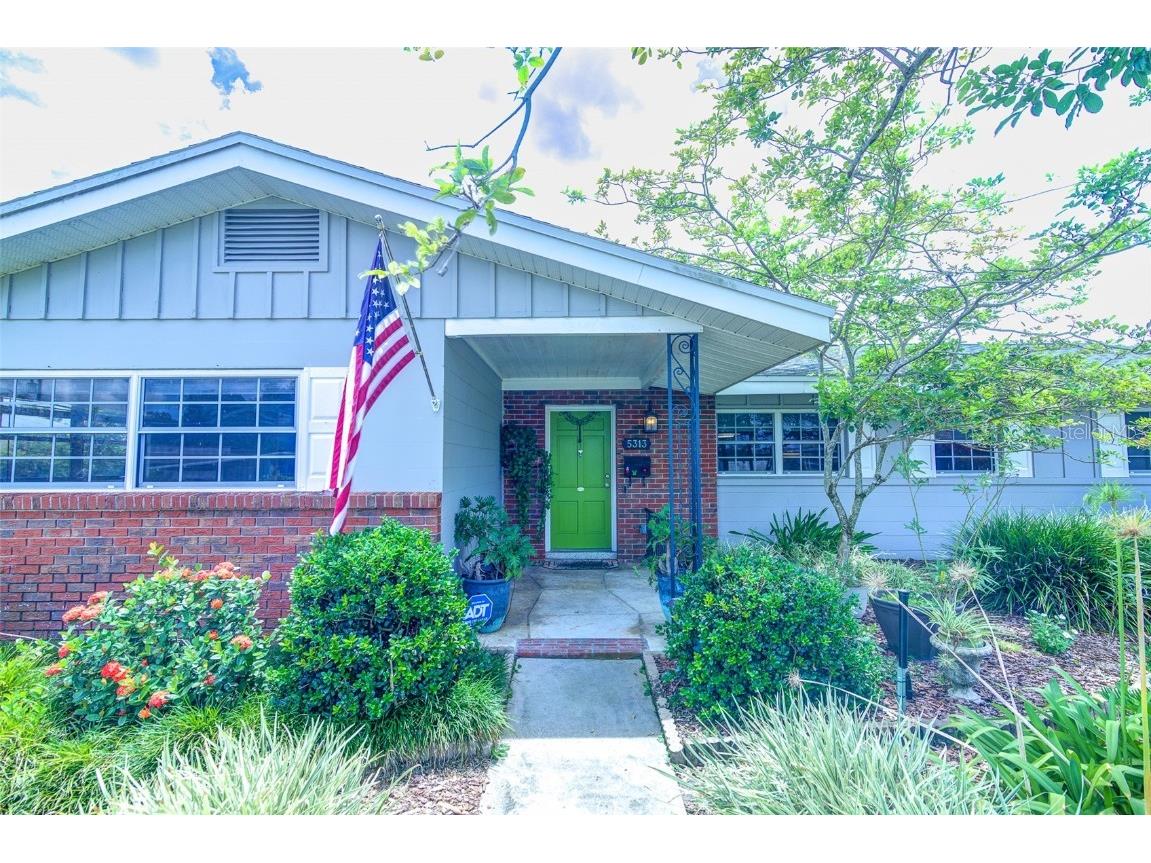 5313 Stratemeyer Drive, Orlando, FL, 32839 | MLS: O6332863 | Edina Realty