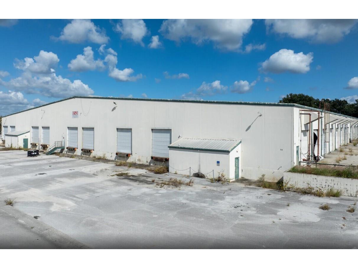 5407 NW 44th Avenue, Ocala, FL, 34482 | MLS: OM717067 | Edina Realty