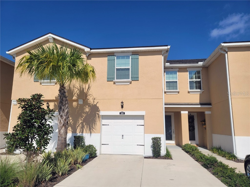 5509 Cumberland Star Court, Lutz, FL, 33558 | MLS: TB8374532 | Edina Realty