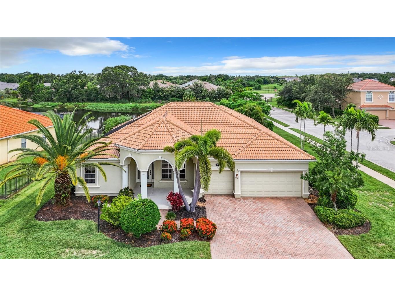 5510 Rock Dove Drive, Sarasota, FL, 34241 | MLS: A4619142 | Edina Realty