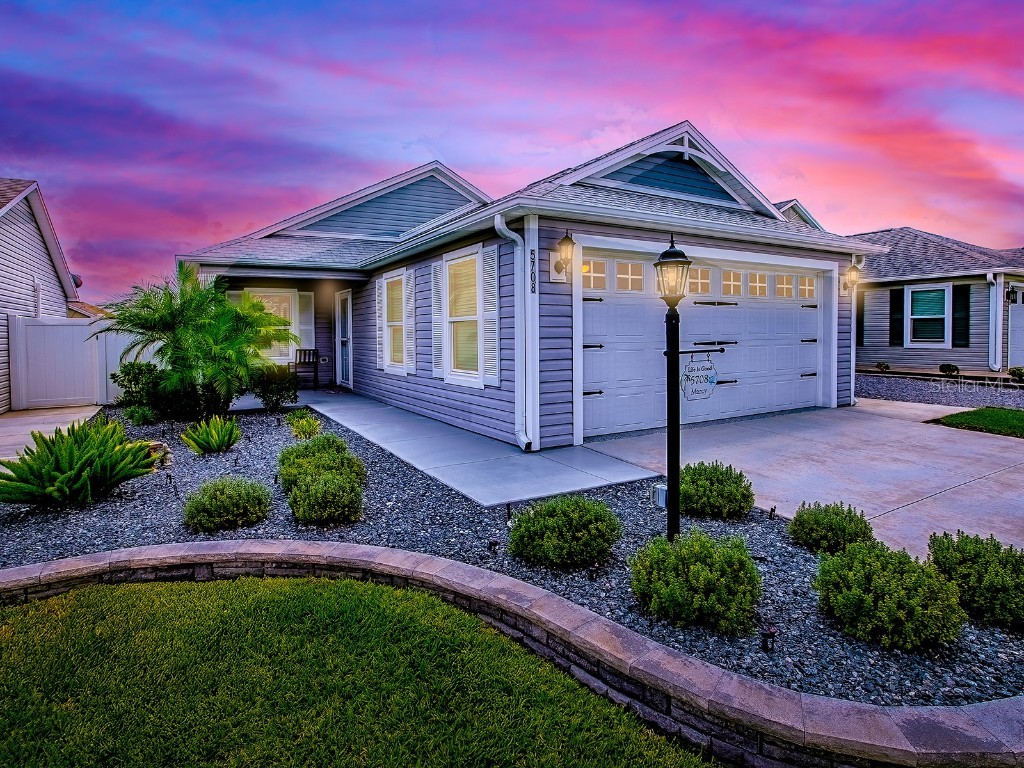 5708 Grimes Court, The Villages, FL, 32163 | MLS: G5100429 | Edina Realty