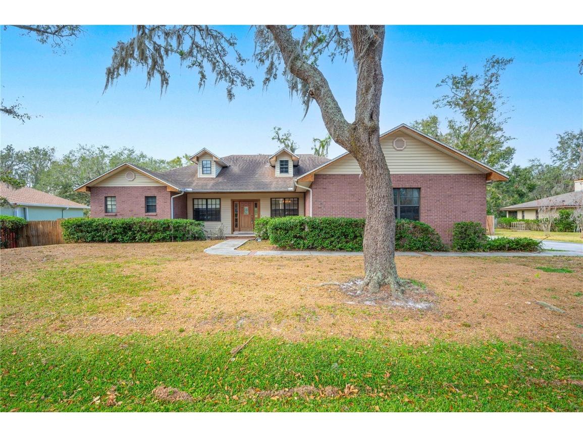 5767 Deer Flag Drive, Lakeland, FL, 33811 | MLS: L4949449 | Edina Realty