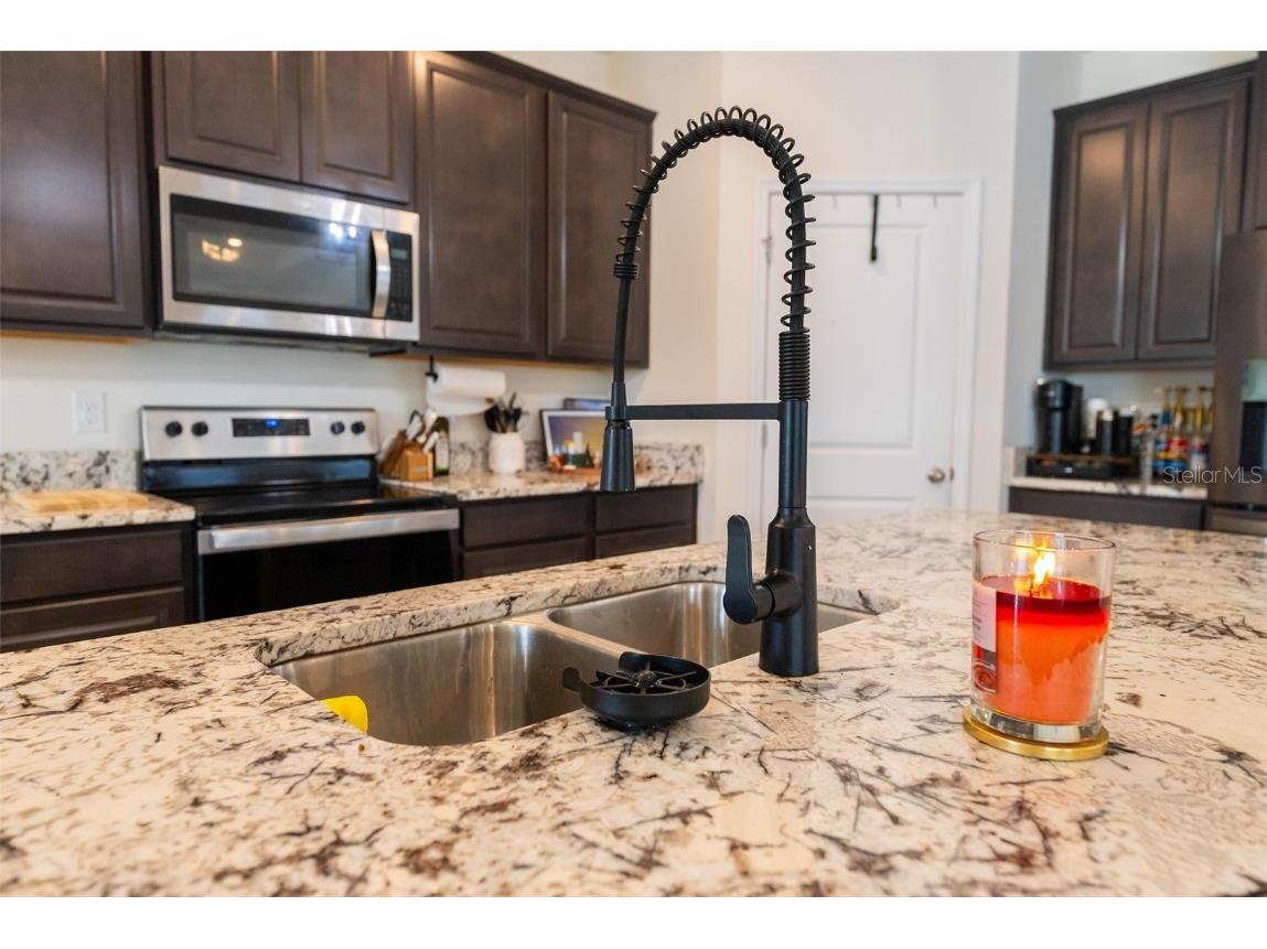 5837 SW 82nd Lane, Ocala, FL, 34476 | MLS: OM672042 | Edina Realty