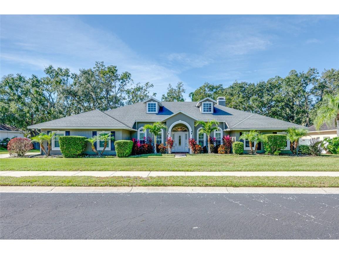 5966 Lake Victoria Dr, Lakeland, FL, 33813 | MLS: O6161066 | Edina Realty