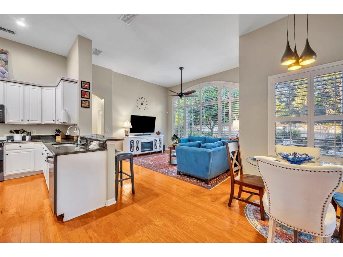 6033 Falconbridge Pl, Mount Dora, FL, 32757 | MLS: O6357796 | Edina Realty