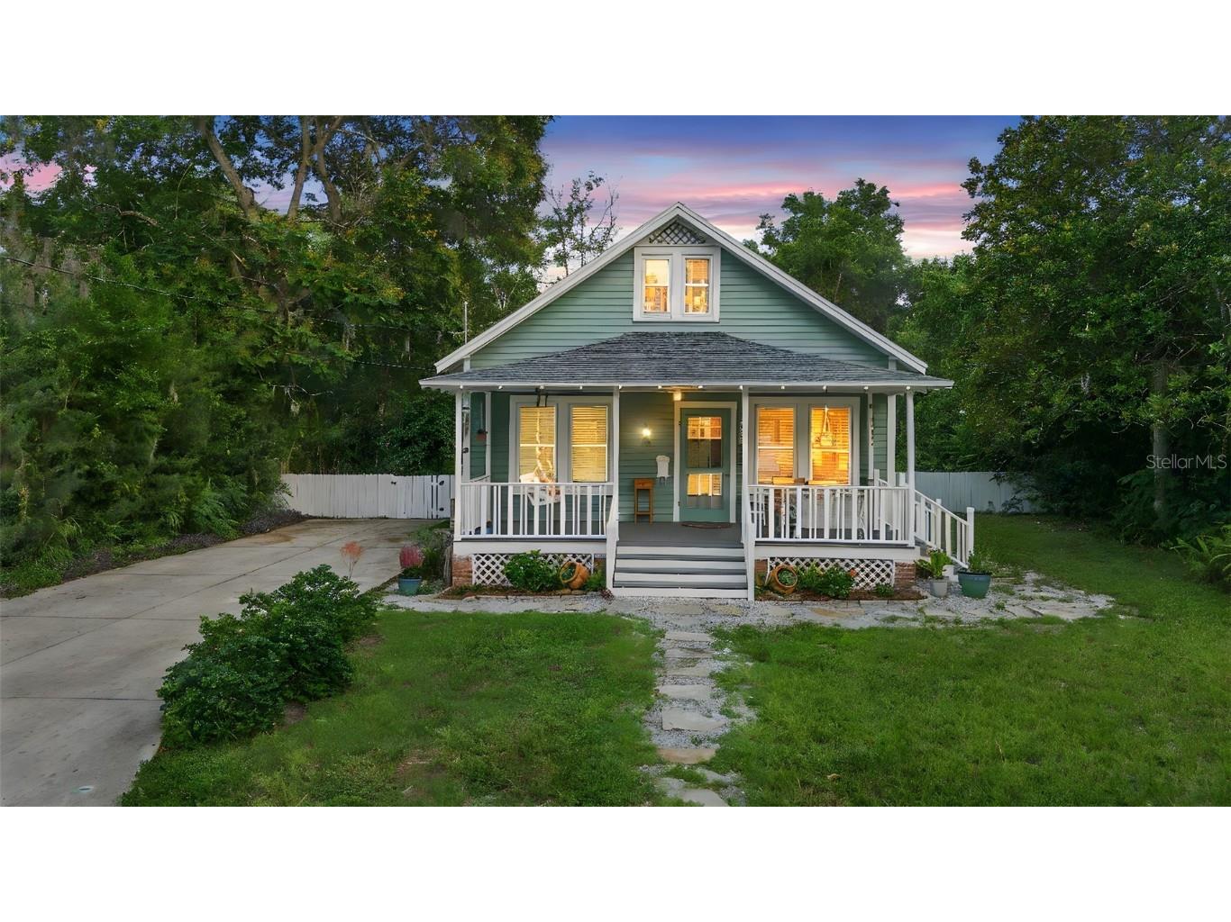 614 W University Avenue, Deland, FL, 32720 | MLS: V4943836 | Edina Realty