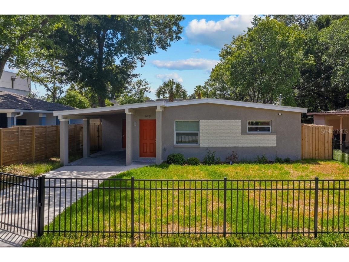 618 S Lakeland Avenue, Orlando, FL, 32805 | MLS: O6208418 | Edina Realty