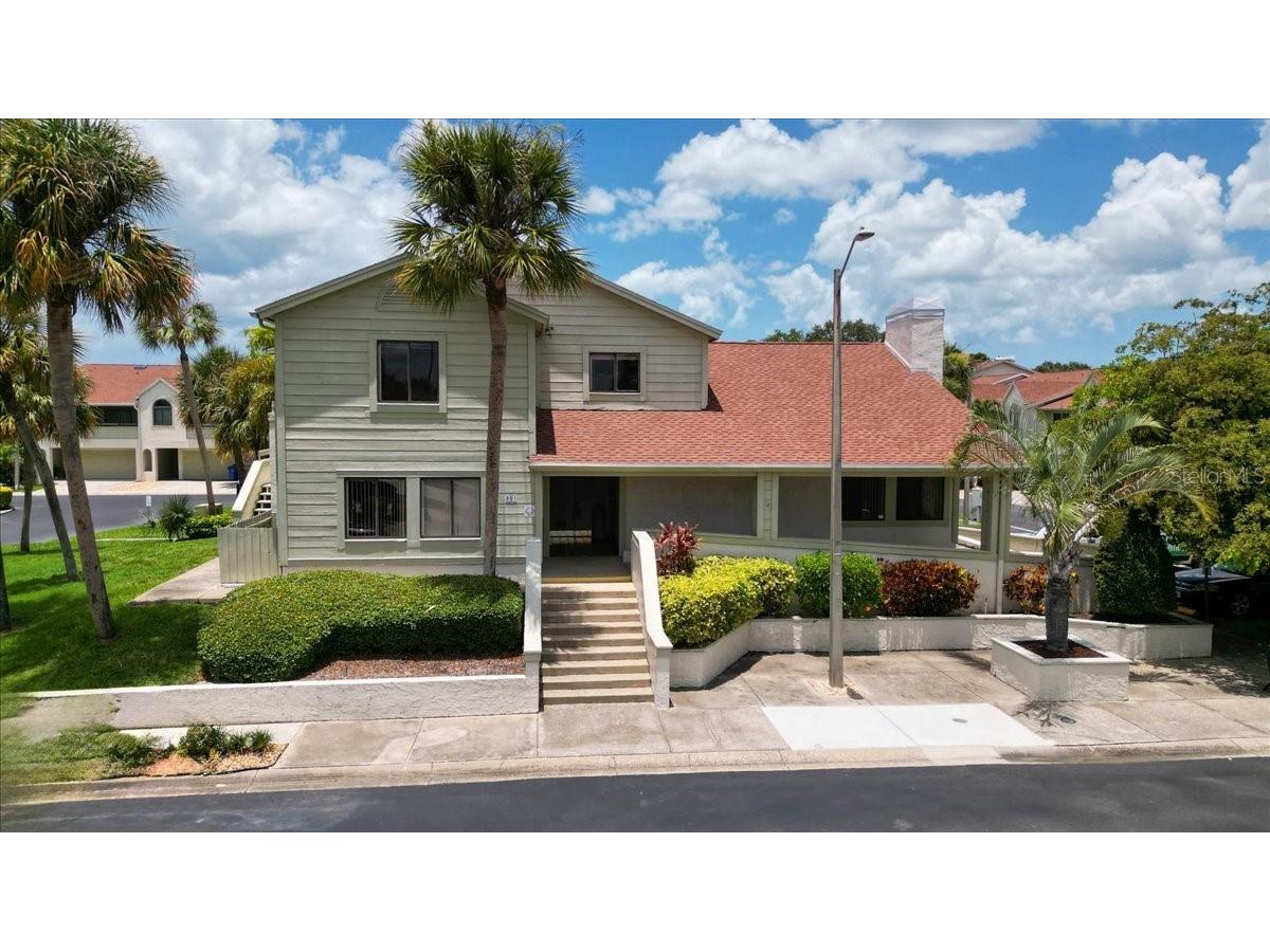 645 Drake Lane N, Dunedin, FL, 34698 | MLS: U8247580 | Edina Realty