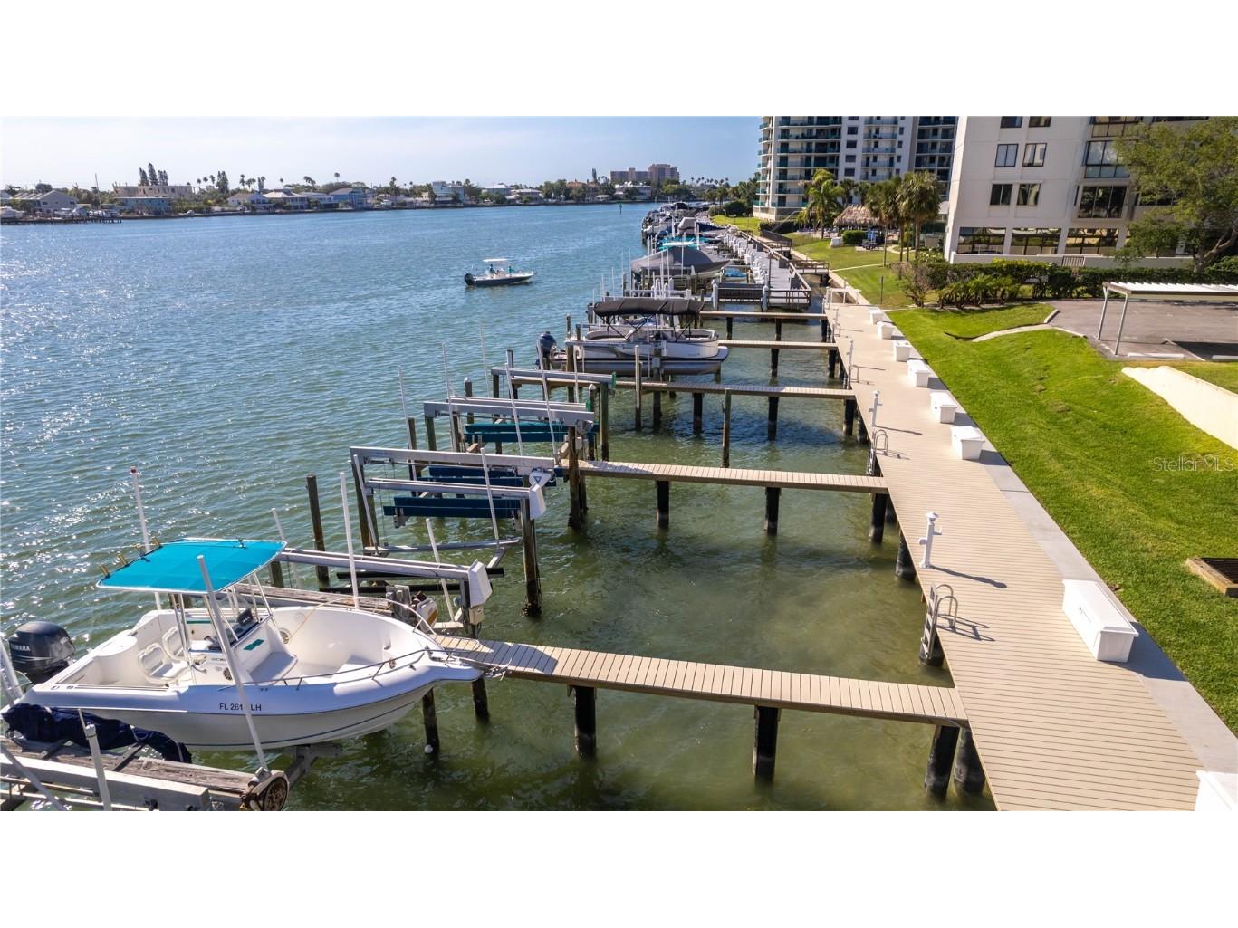 650 Island Way #106, Clearwater Beach, FL, 33767 | MLS: U8244581 ...