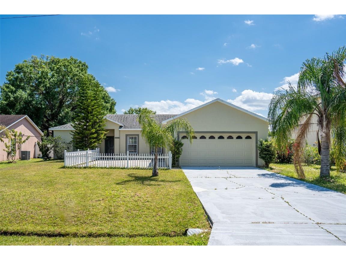 655 Dromedary Court, Kissimmee, FL, 34759 | MLS: S5104489 | Edina Realty