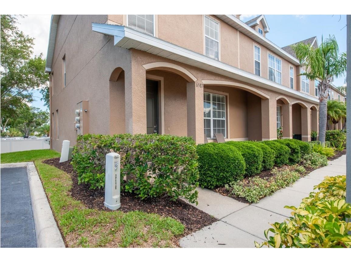 6583 Black Mangrove Drive, Largo, FL, 33773 | MLS: U8246451 | Edina Realty