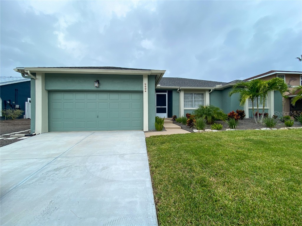 6604 Dolphin Cove Drive, Apollo Beach, FL, 33572 | MLS: T3335622 ...