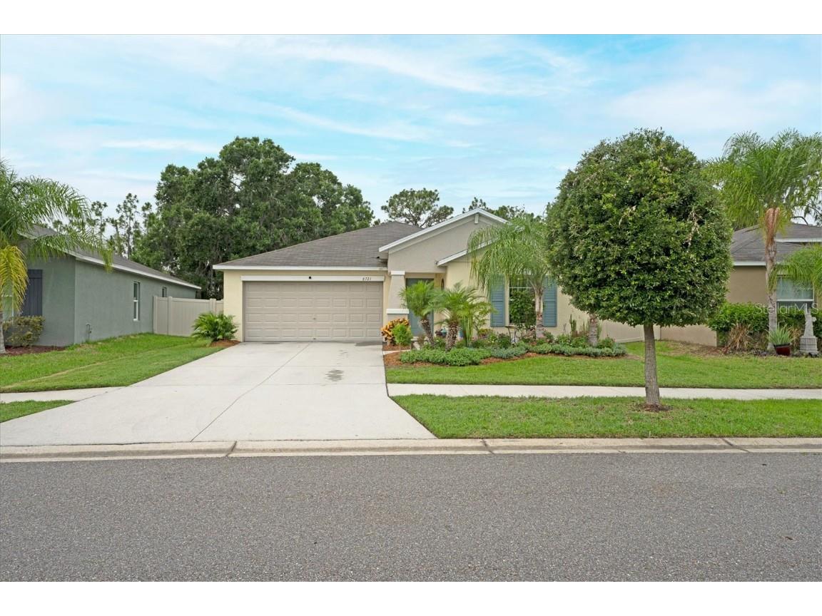 6721 Trent Creek Drive, Sun City Center, FL, 33573 | MLS: A4616934 ...