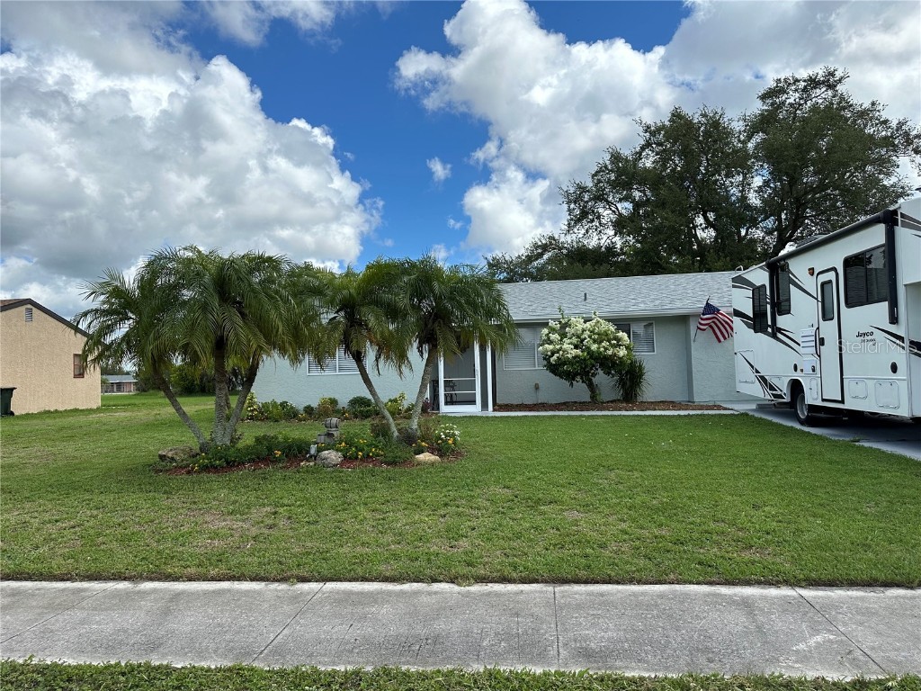 6792 Higdon Road, North Port, FL, 34287 | MLS: D6137095 | Edina Realty