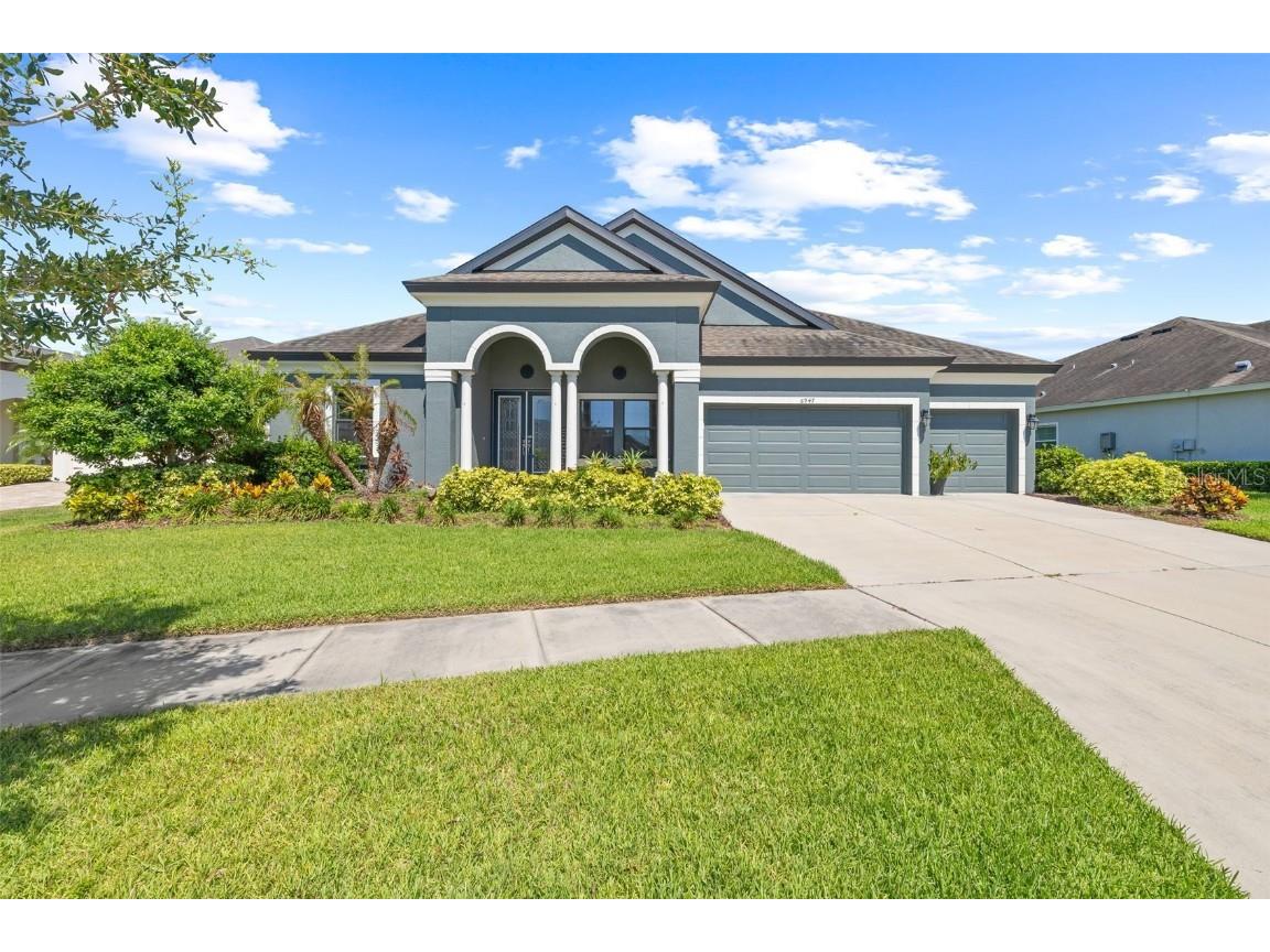 6947 Crestpoint Drive, Apollo Beach, FL, 33572 | MLS: T3529873 | Edina ...