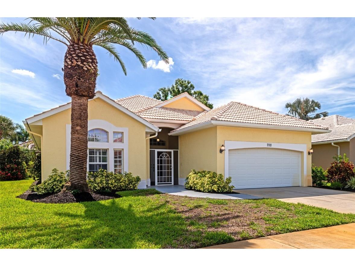 700 Silk Oak Drive, Venice, FL, 34293 | MLS: A4614934 | Edina Realty