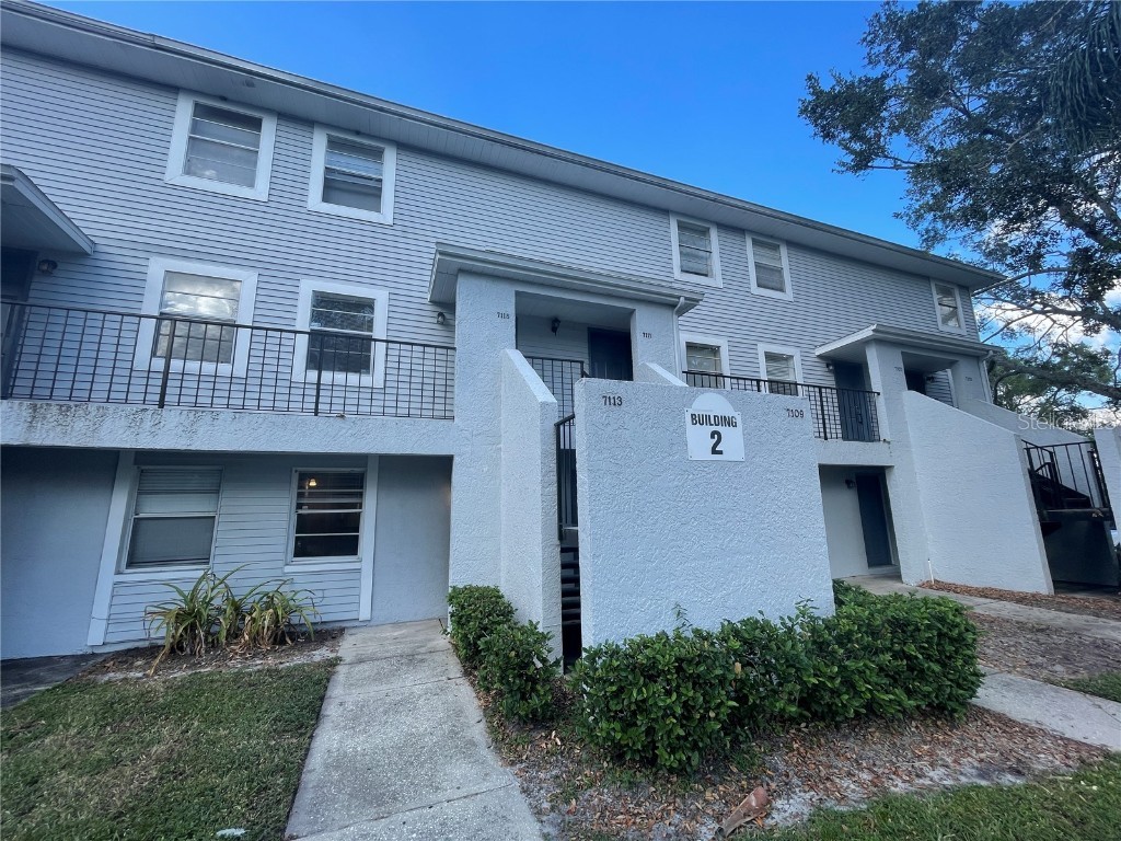 7113 E Bank Drive #7113, Tampa, FL, 33617 | MLS: O6071796 | Edina Realty