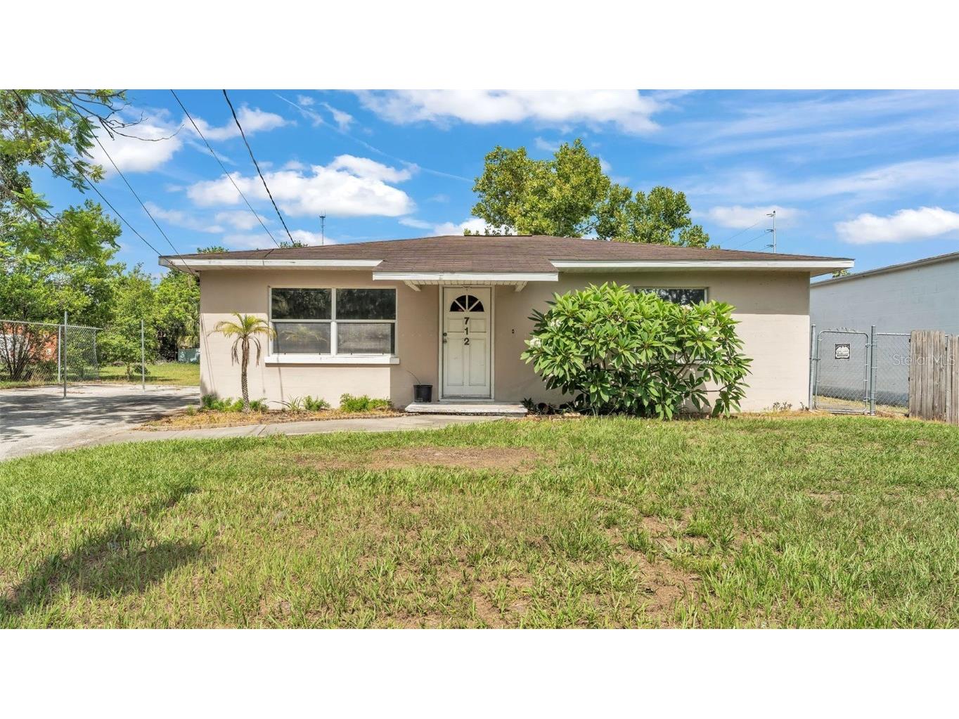 712 N Gary Road, Lakeland, FL, 33801 | MLS: L4954051 | Edina Realty