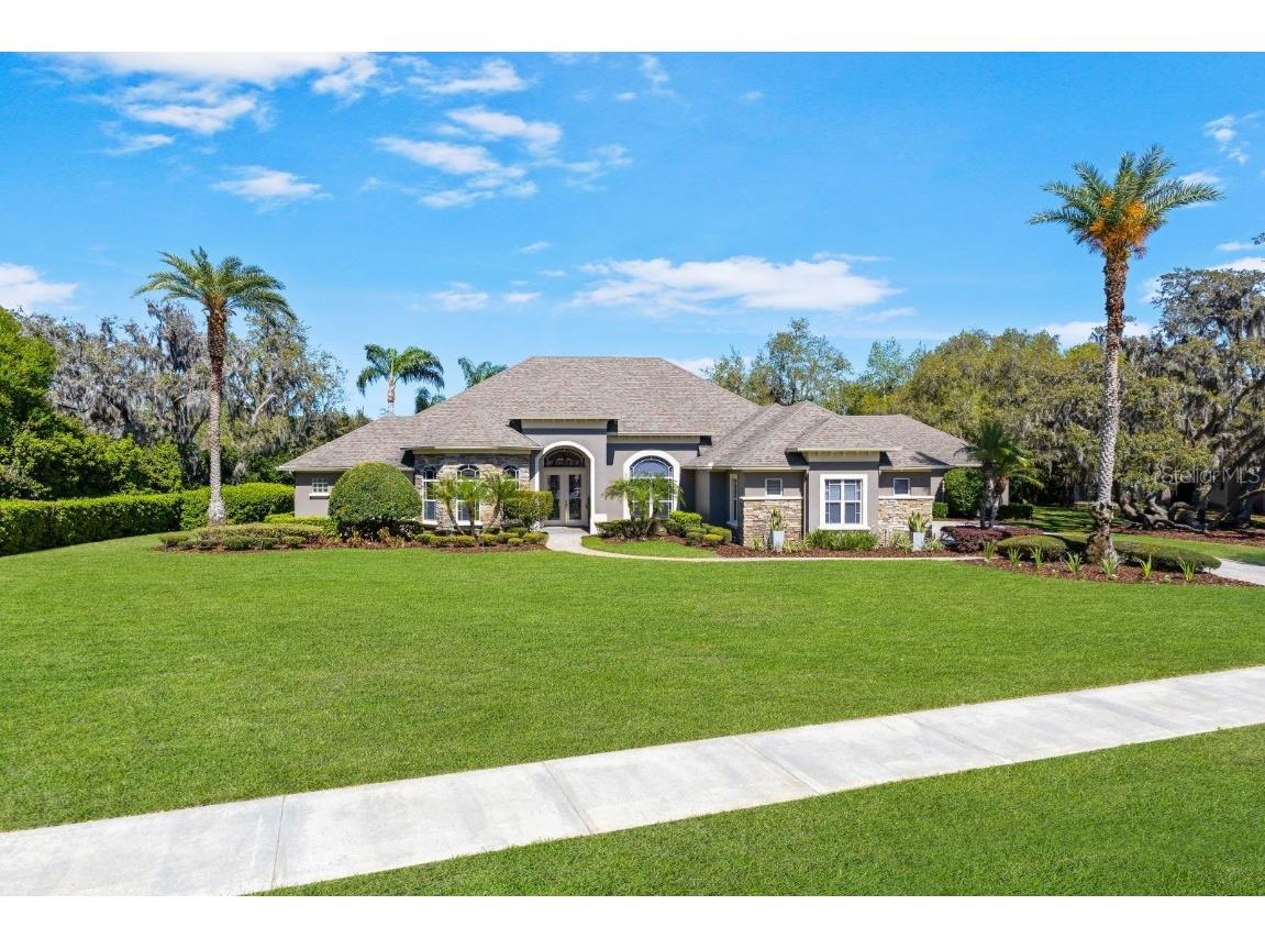 743 Mills Estate Place, Chuluota, FL, 32766 | MLS: O6289249 | Edina Realty