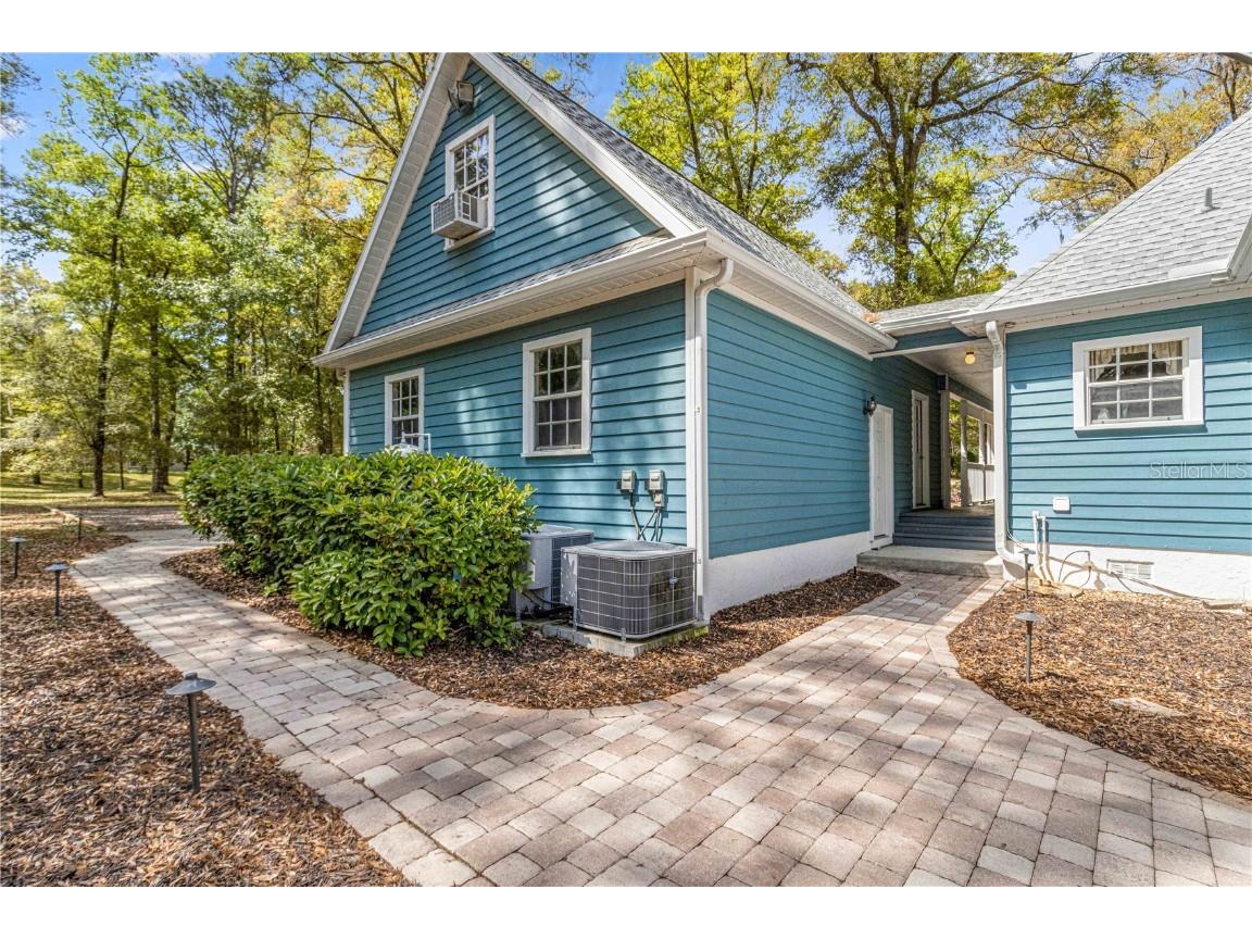 7629 SW 188 Avenue, Dunnellon, FL, 34432 | MLS: OM674380 | Edina Realty