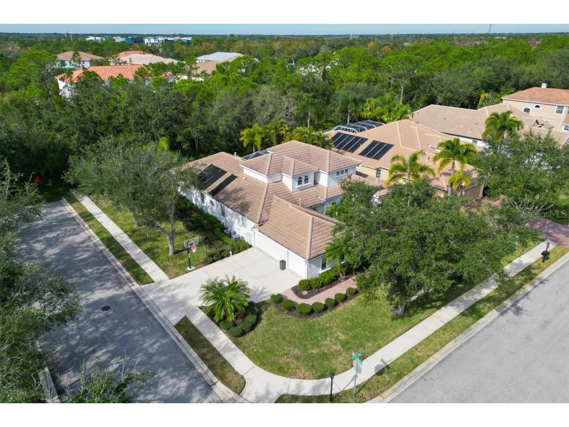 7646 Tralee Way, Bradenton, FL, 34202 | MLS: A4594106 | Edina Realty
