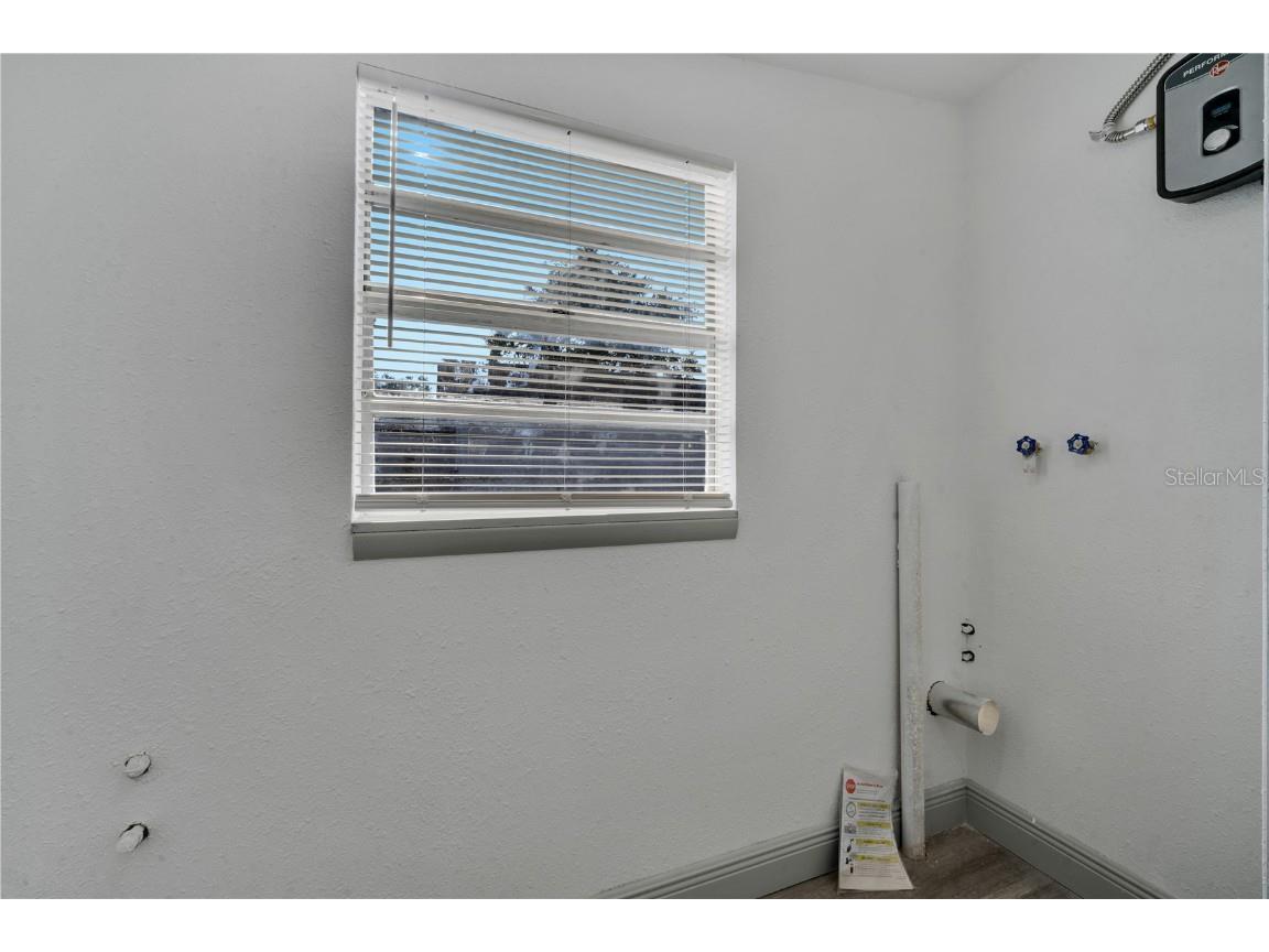 7718 Lady Frances Way, Orlando, FL, 32807 | MLS: S5106245 | Edina Realty