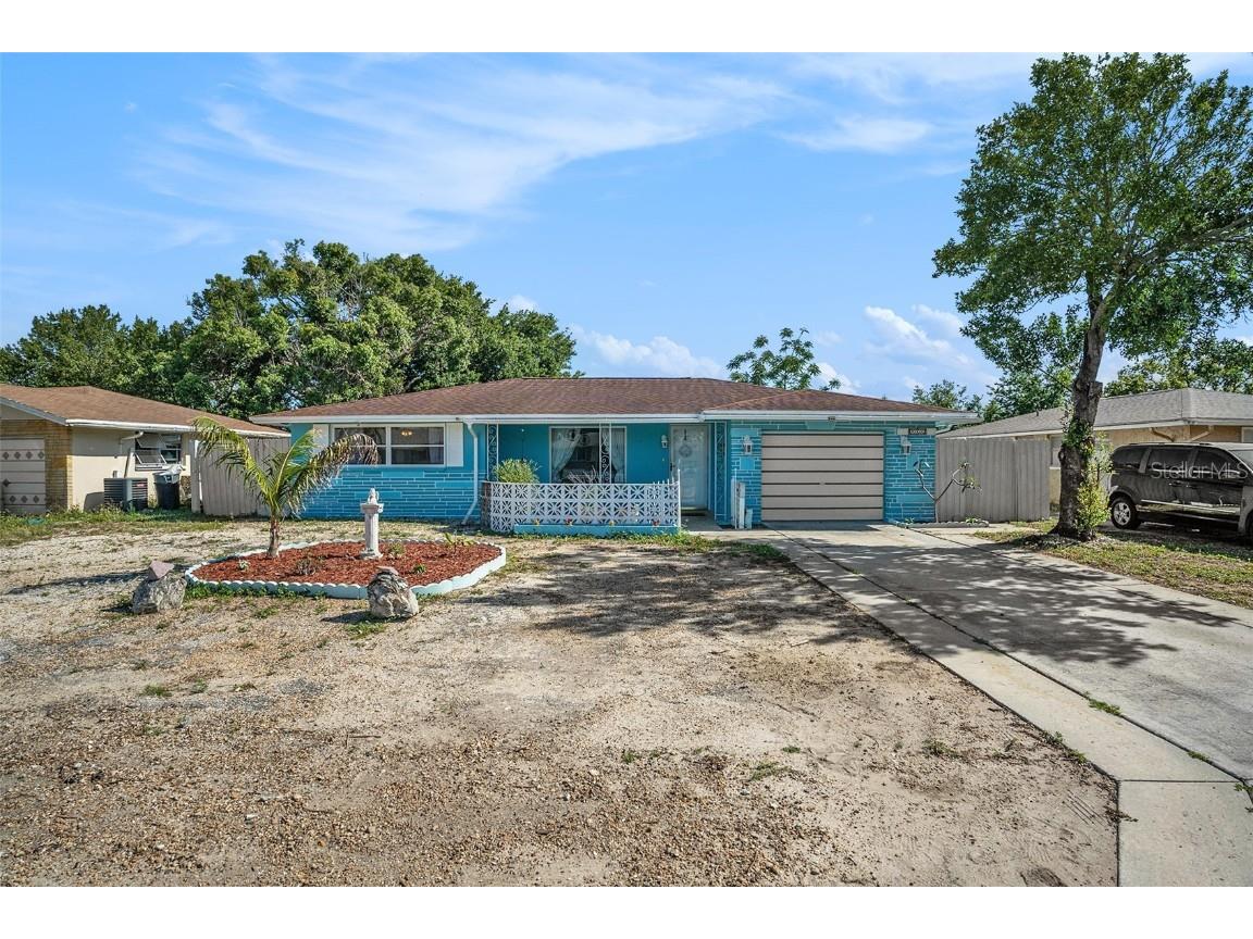 7826 Kelpie Drive, Port Richey, FL, 34668 | MLS: U8238990 | Edina Realty