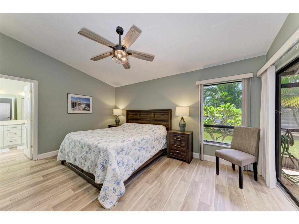 7865 Pine Trace Drive, Sarasota, FL, 34243 | MLS: A4666116 | Edina Realty