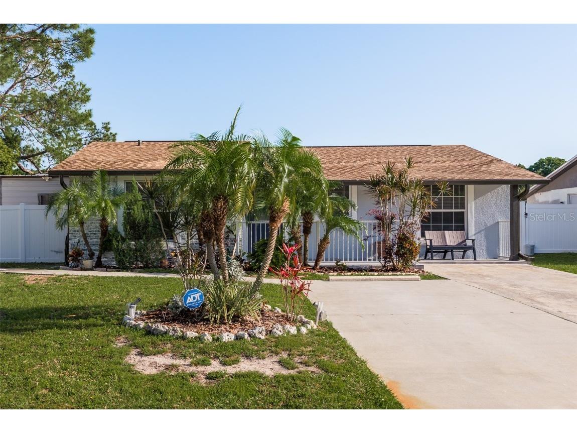 7911 Woodgrove Circle, Tampa, FL, 33615 | MLS: U8237696 | Edina Realty