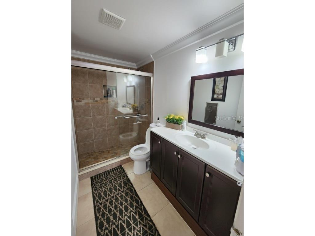 7912 Woodvale Circle, Tampa, FL, 33615 | MLS: TB8448492 | Edina Realty