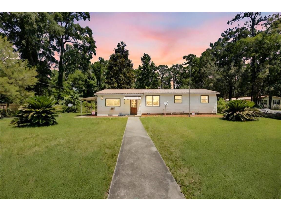 7950 Stephen Foster Avenue, Fanning Springs, FL, 32693 | MLS: GC522360 ...