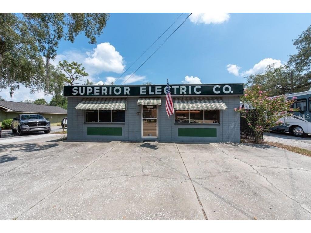 801 W Waters Avenue, Tampa, FL, 33604 | MLS: T3537772 | Edina Realty