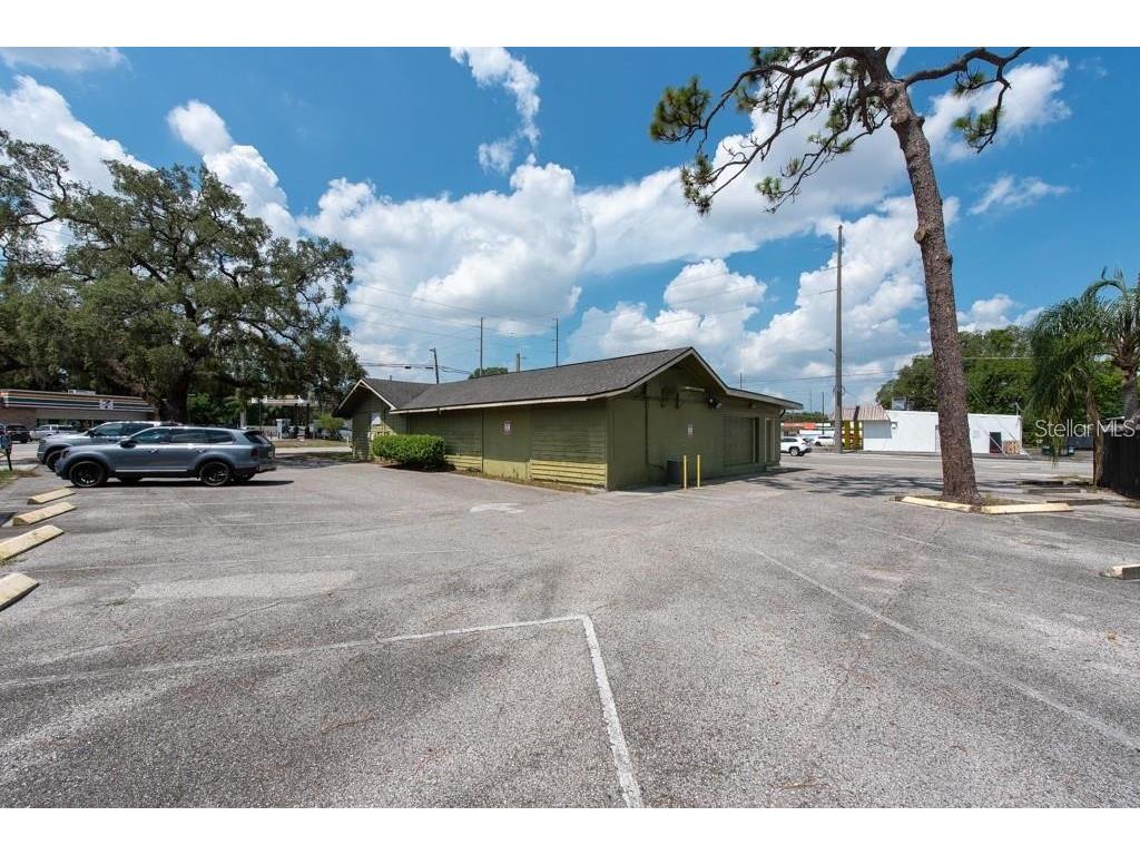 801 W Waters Avenue, Tampa, FL, 33604 | MLS: T3537772 | Edina Realty