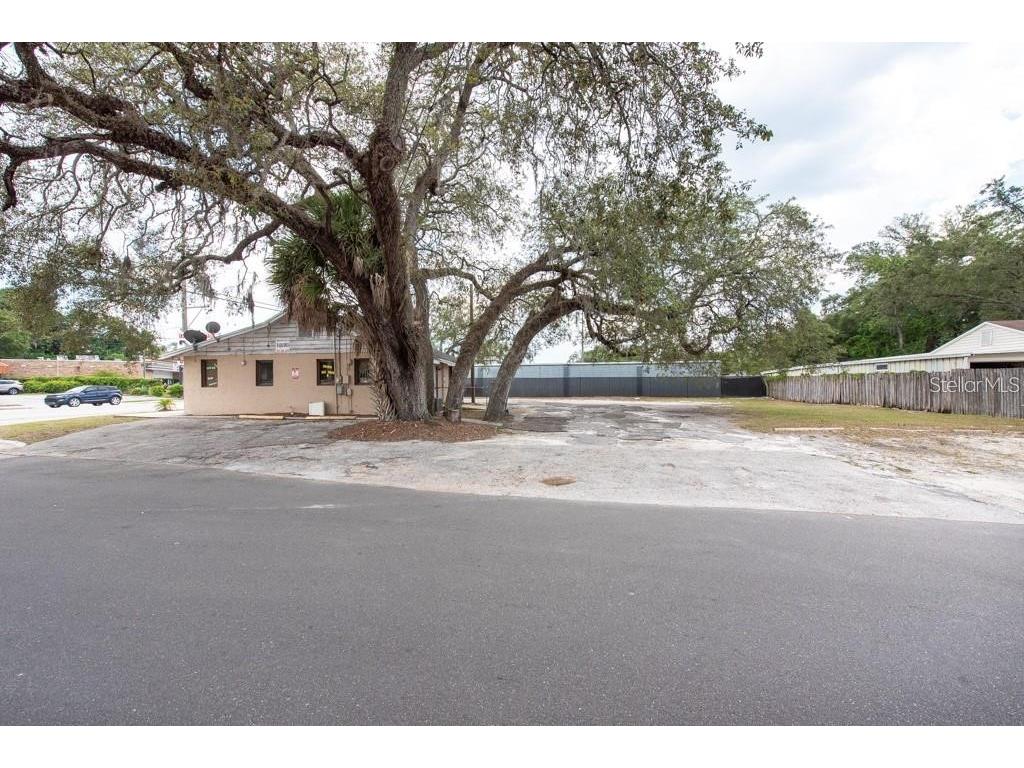 801 W Waters Avenue, Tampa, FL, 33604 | MLS: T3537772 | Edina Realty