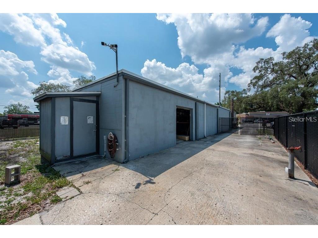 801 W Waters Avenue, Tampa, FL, 33604 | MLS: T3537772 | Edina Realty