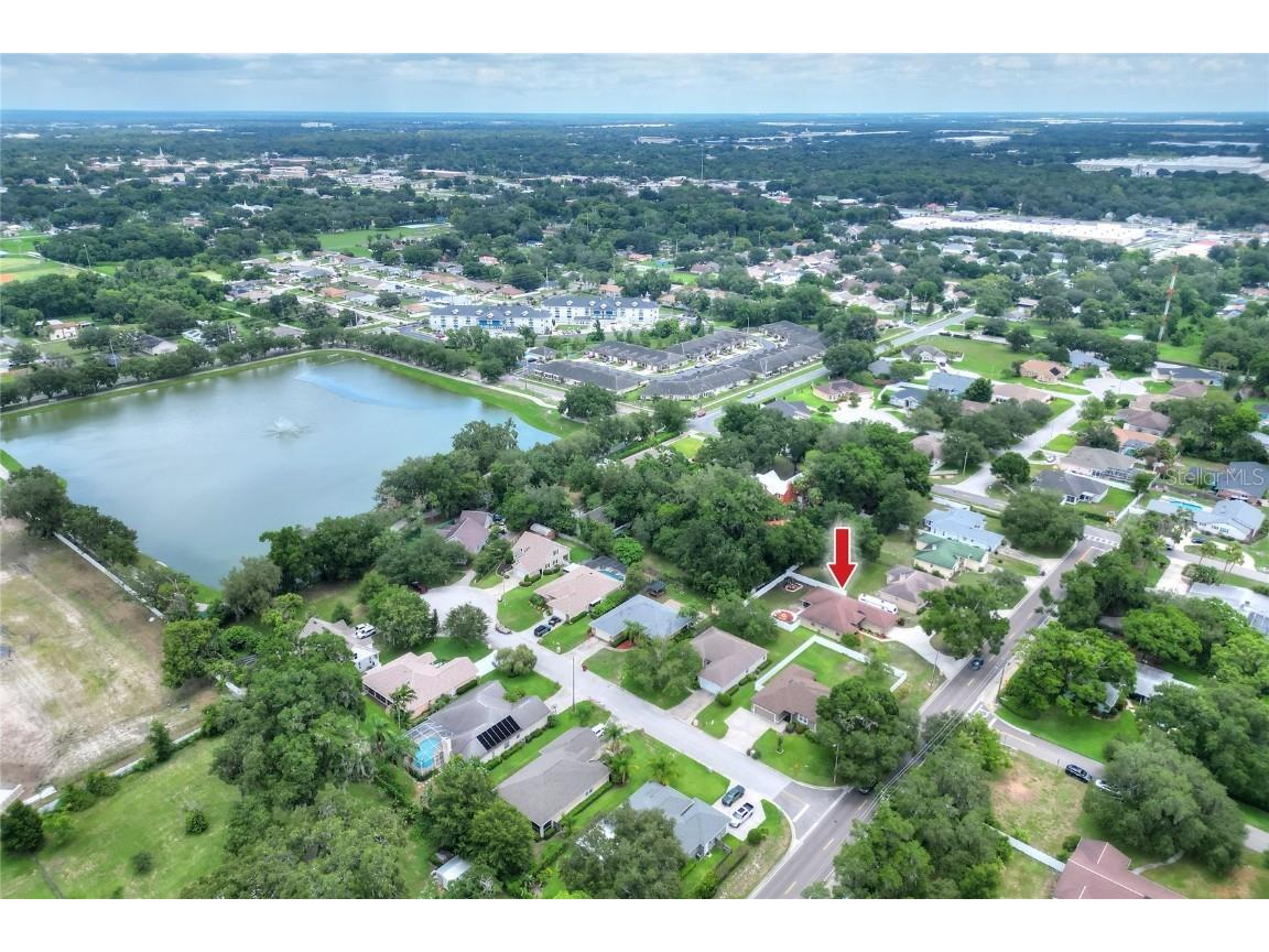 808 Mendonsa Road, Plant City, FL, 33563 | MLS: L4945595 | Edina Realty