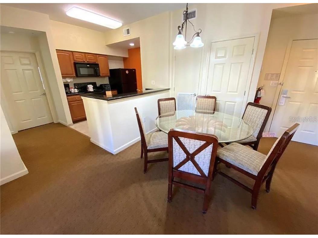 8101 Resort Village Drive, Orlando, FL, 32821 | MLS: B4901484 | Edina ...