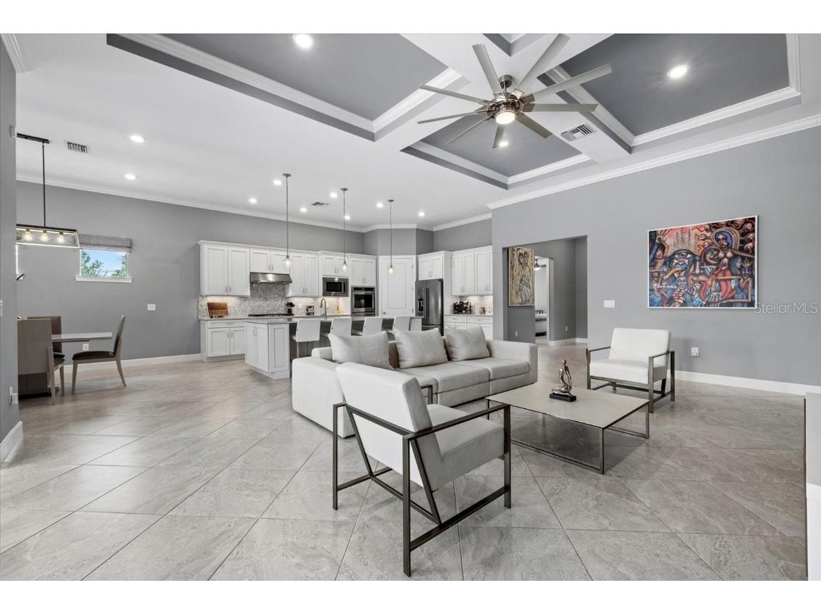 825 Seascape Place, Sarasota, FL, 34240 | MLS: A4614747 | Edina Realty
