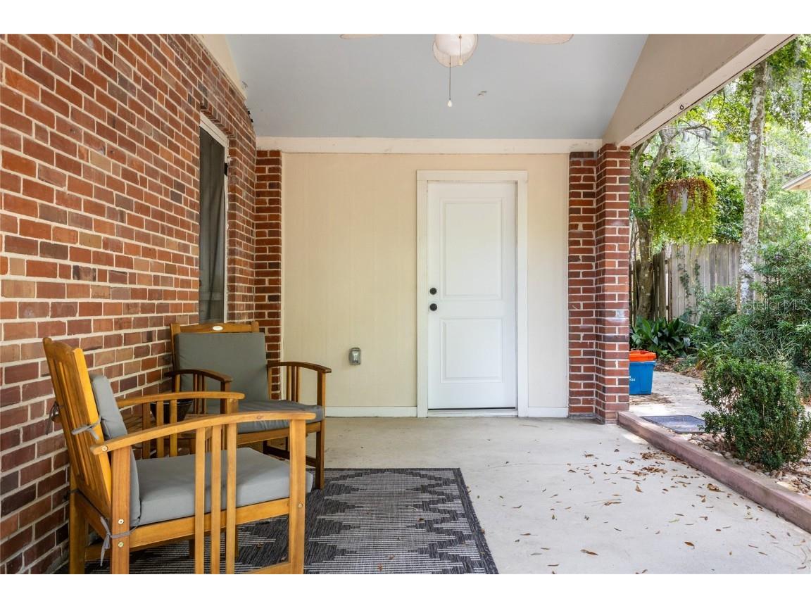 835 NW 20th Street, Gainesville, FL, 32603 | MLS: GC522810 | Edina Realty