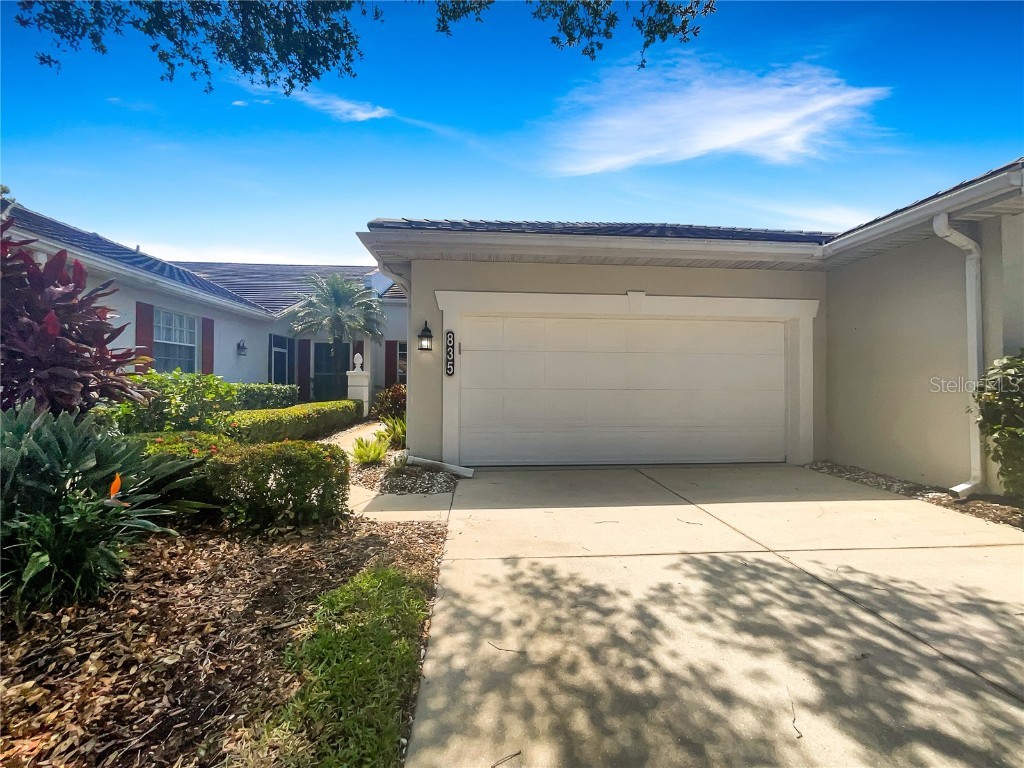 835 Tartan Drive #3, Venice, FL, 34293 | MLS: O6195437 | Edina Realty