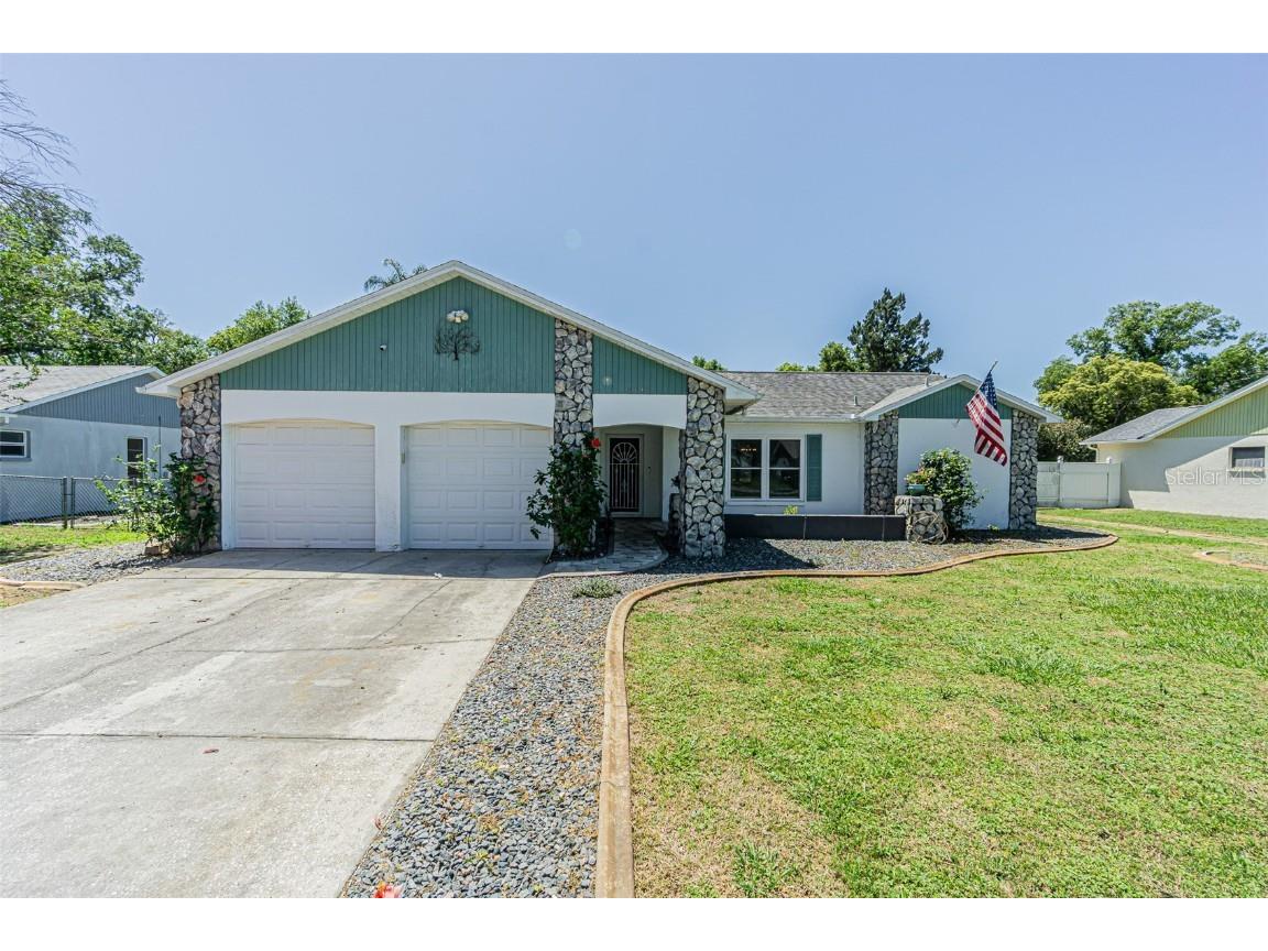 8392 Camphor Drive, Spring Hill, FL, 34606 | MLS: U8239328 | Edina Realty